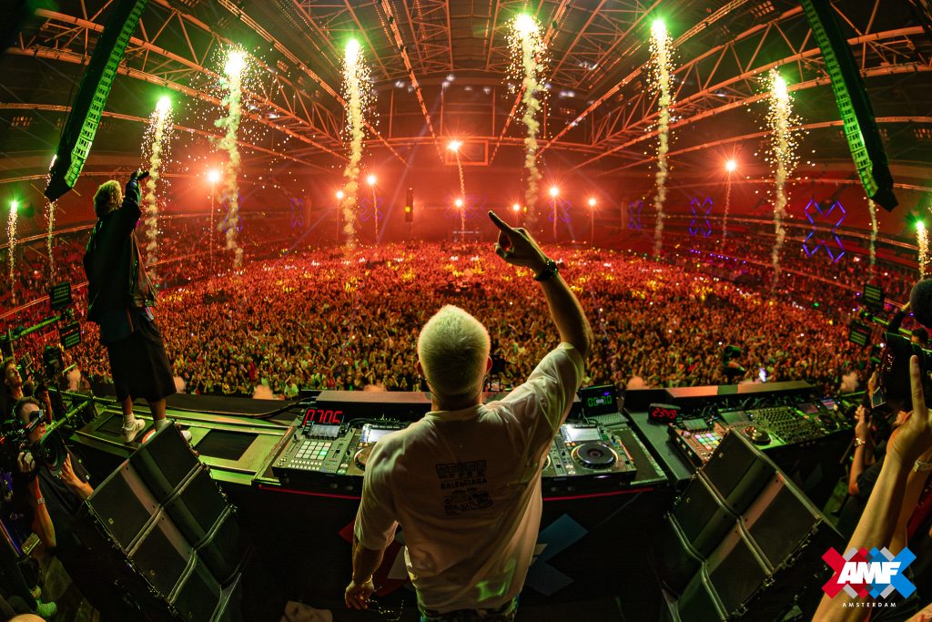 AMF will host DJ MAG's Top 100 DJs awards! • Festivalling.com